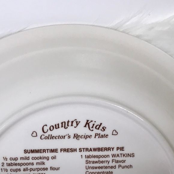 watkins | Kitchen | Watkins Country Kids Pie Plate 989 Plate 3 Of 5 ...